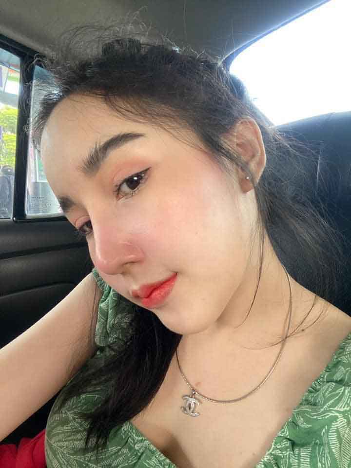 pploy สาวเน็ตไอดอล หุ่นแซ่บ เซ็กซี่ จัดจ้าน การันตี