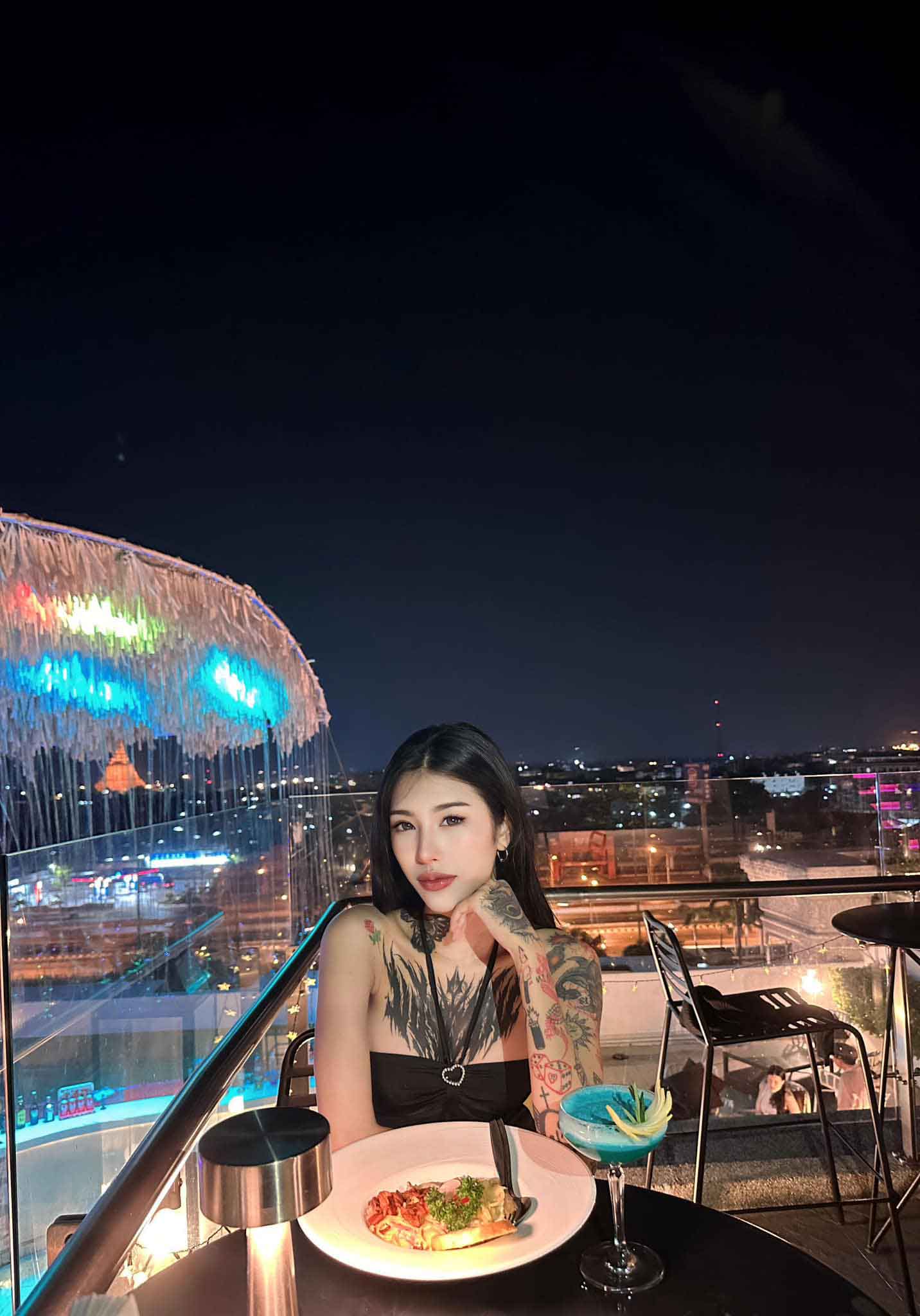 เปิดวาร์ป น้อง Tomie Kira สาวดาว Twi ร้อนแรง ยั่วยวน