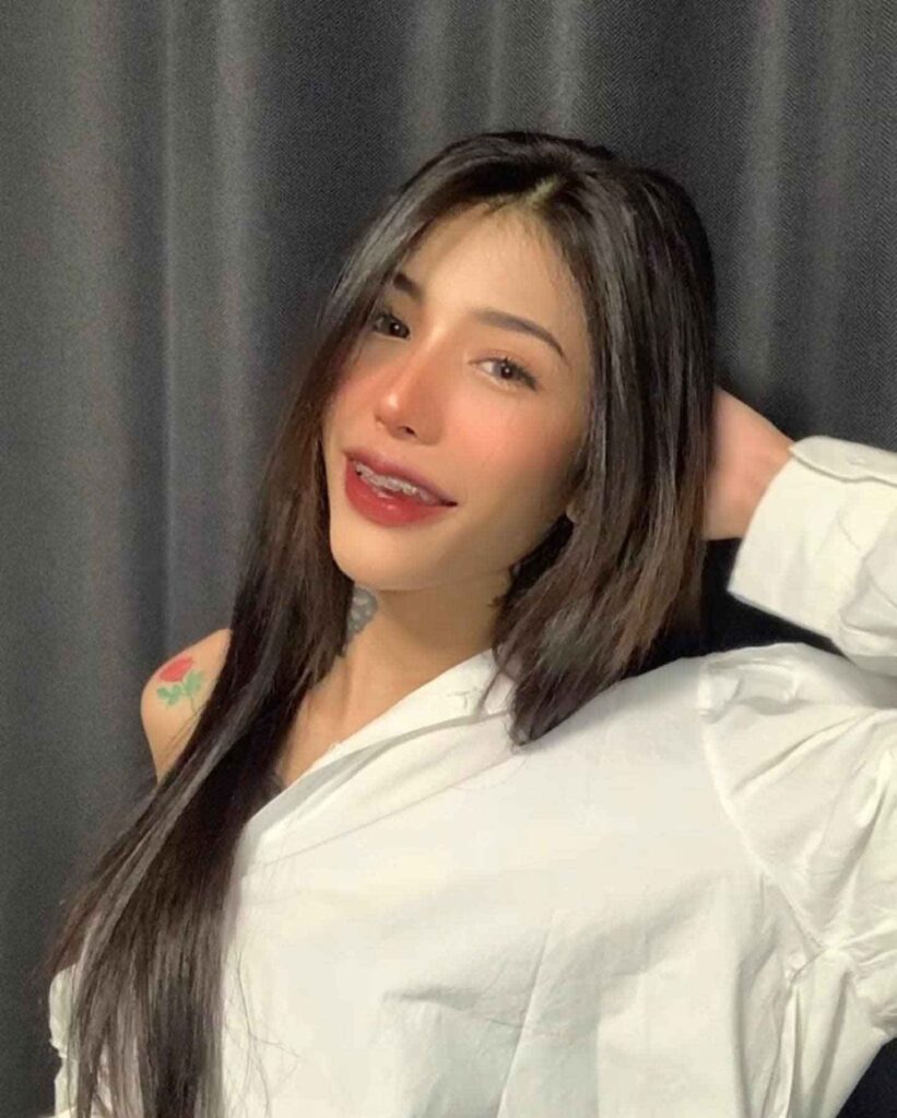 เปิดวาร์ป น้อง Tomie Kira สาวดาว Twi ร้อนแรง ยั่วยวน