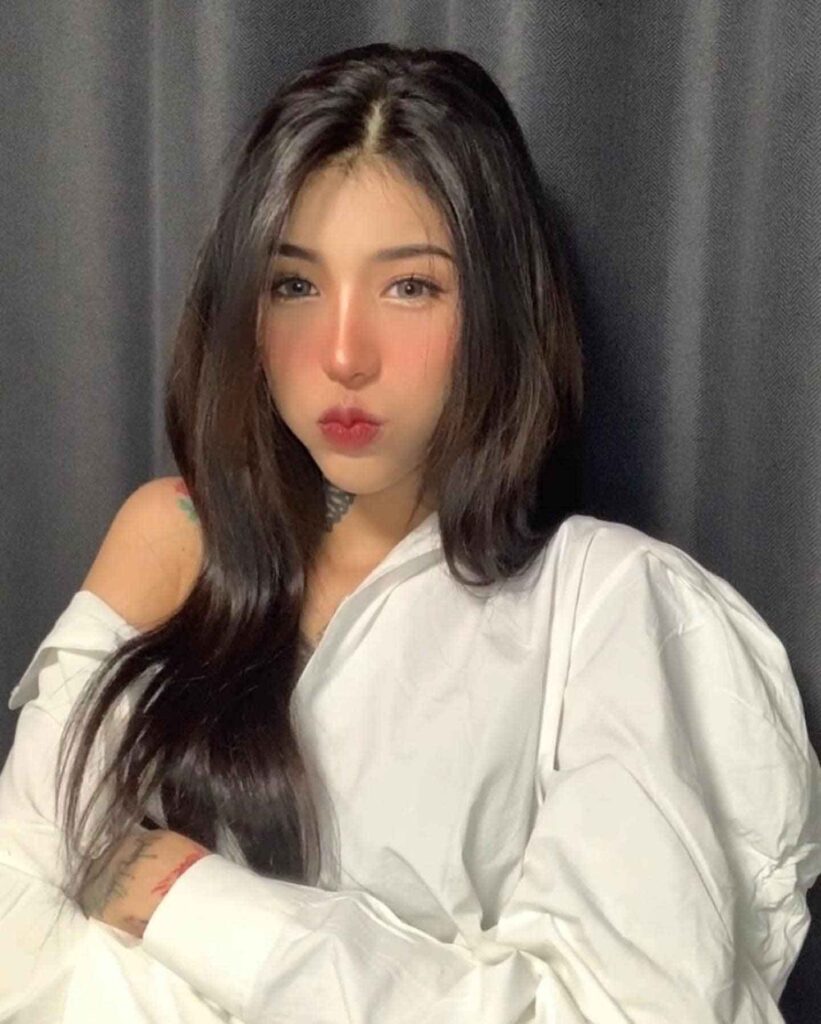 เปิดวาร์ป น้อง Tomie Kira สาวดาว Twi ร้อนแรง ยั่วยวน