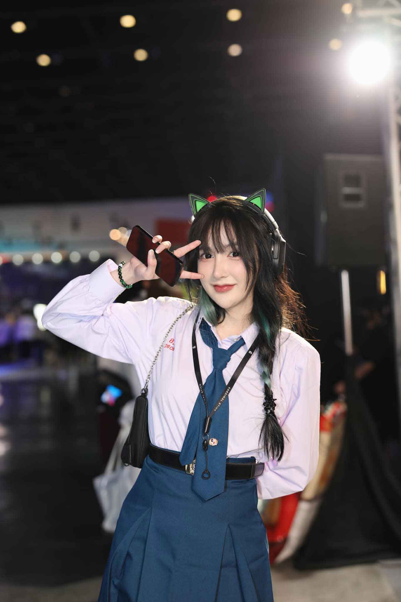 เปิดวาร์ป น้อง iyarin สาวเน็ตไอดอล หุ่นแซ่บ อกบึ๊ม เซ็กซี่ ขยี้ใจ